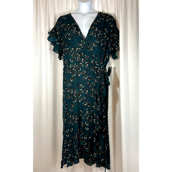 Dresses | Max Studio London Plus 2x Green Floral Wrap Around Dress ...